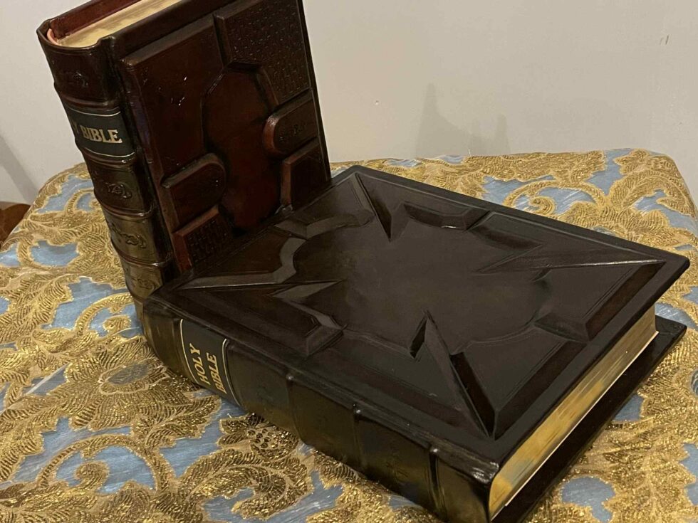 The History Behind the 19th Century Family Bible Style | Leonard's Book ...